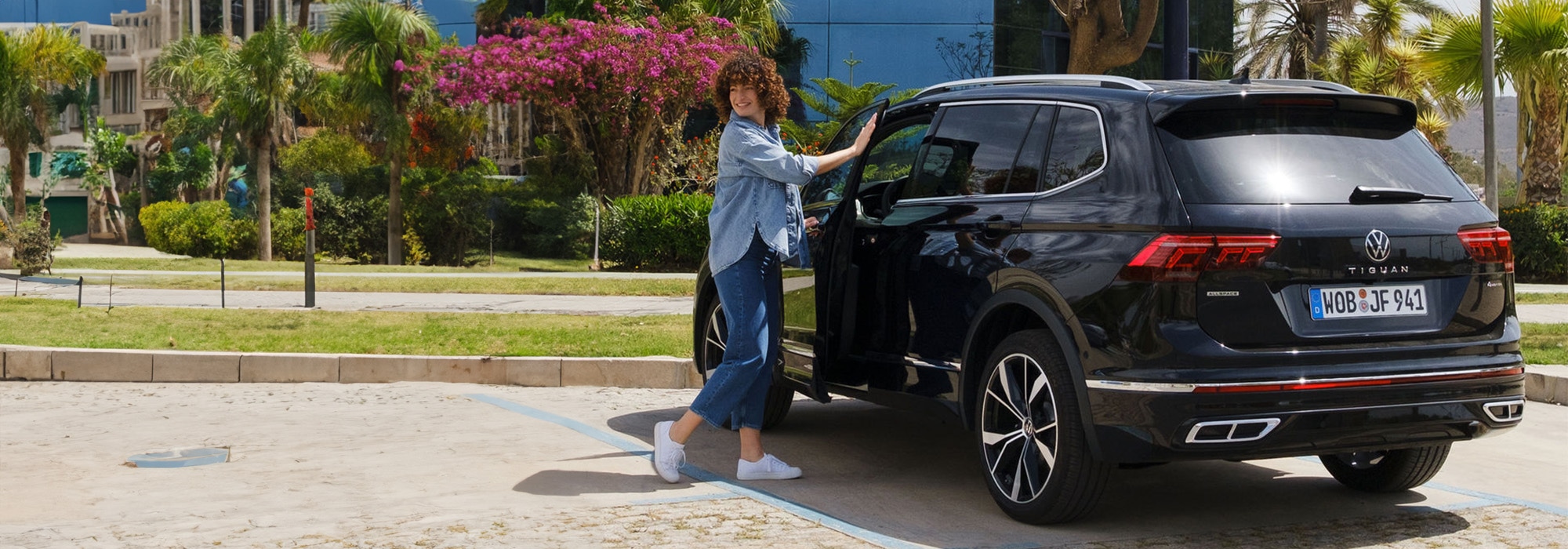 Tiguan Allspace R-Line 2,0 l TSI SCR 4MOTION 140 kW (190 PS) 7-Gang ...